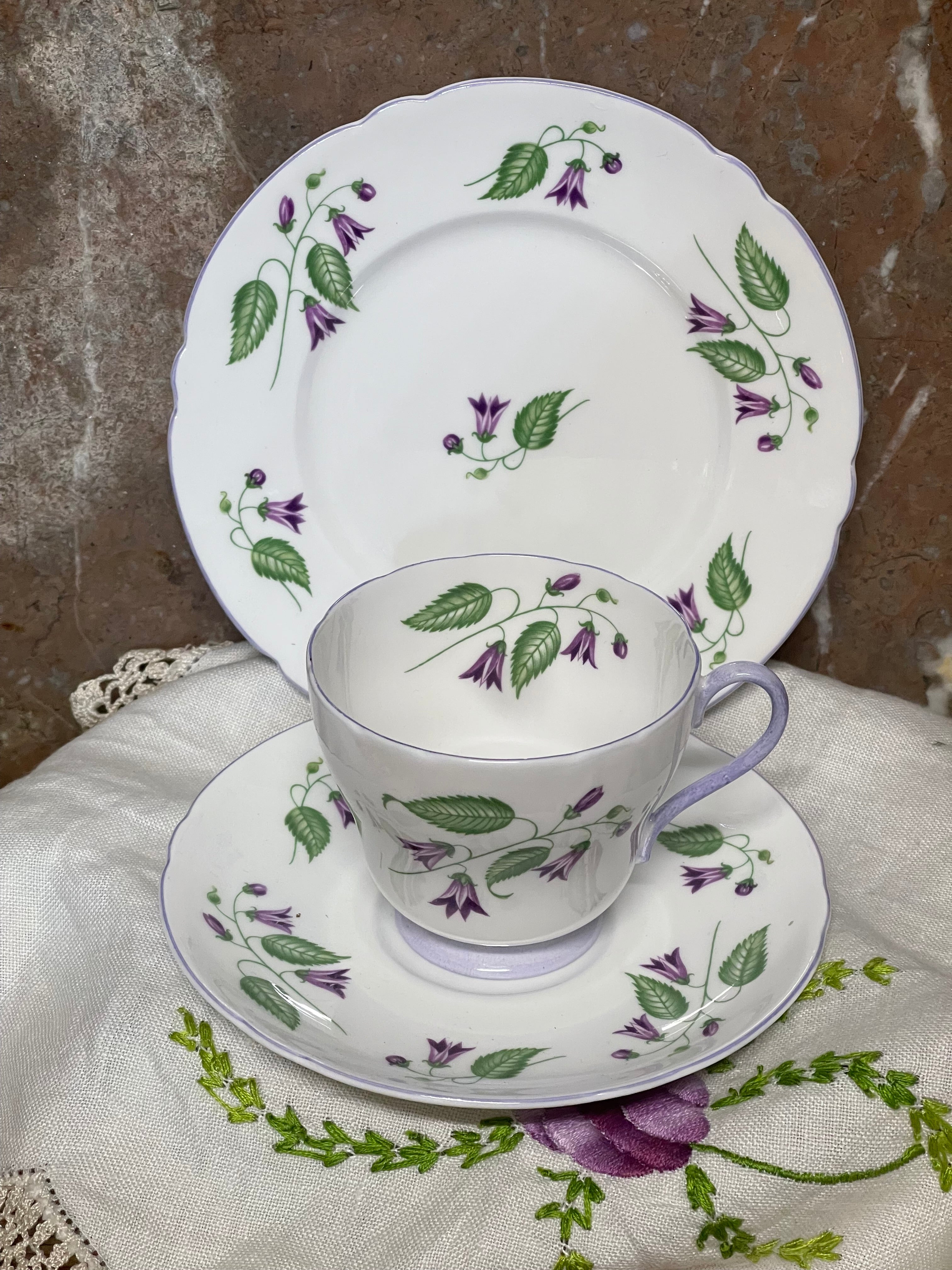 Shelley Fine Bone China Trio – “Campanula” Pattern (13886) – Kitten Vintage